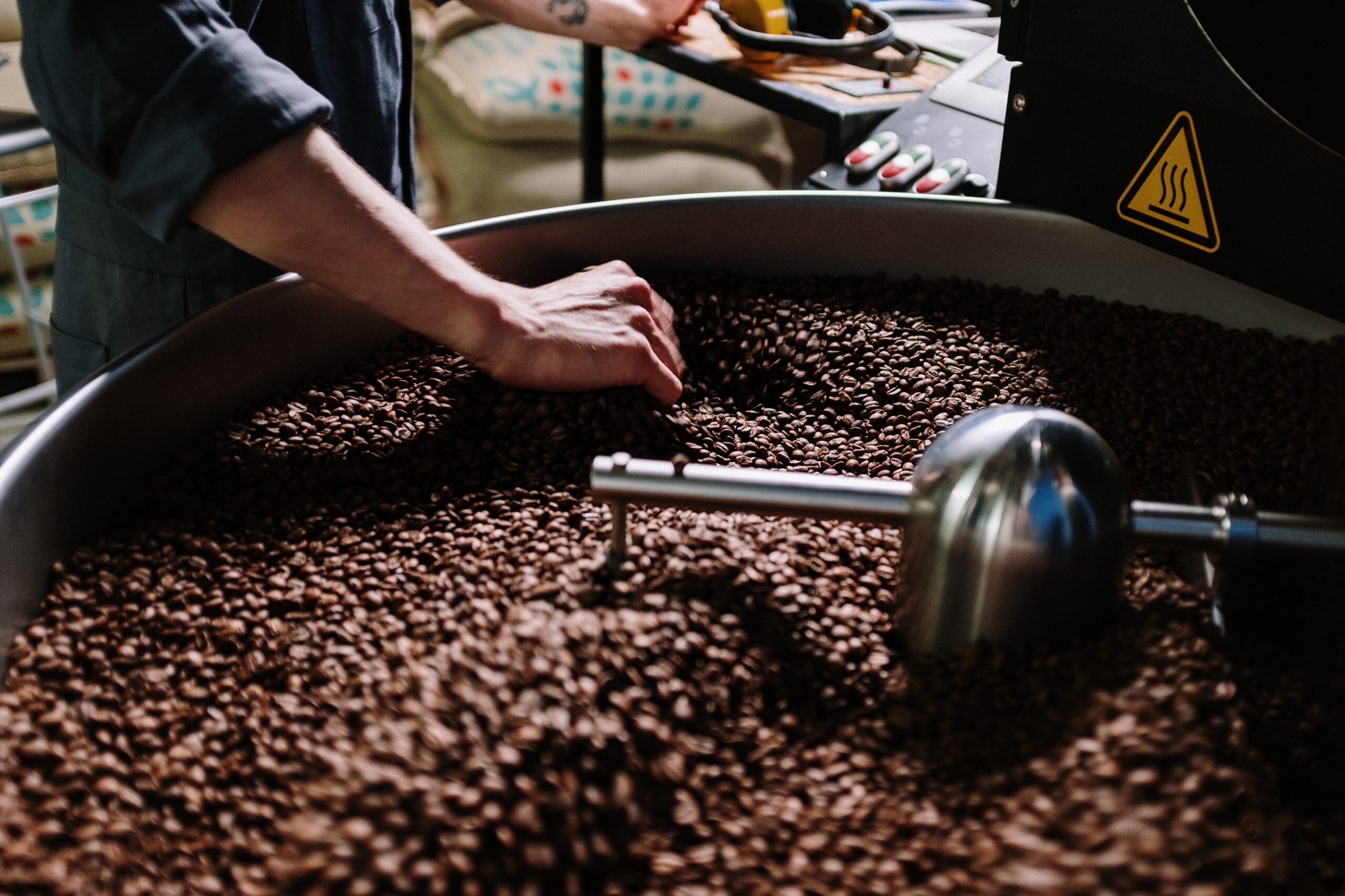 Kaffe är inte världens näst mest omsatta råvara (men det är viktigt)